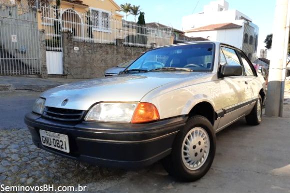 Chevrolet Monza-Sedan Seminovos e Novos à Venda - Seminovos