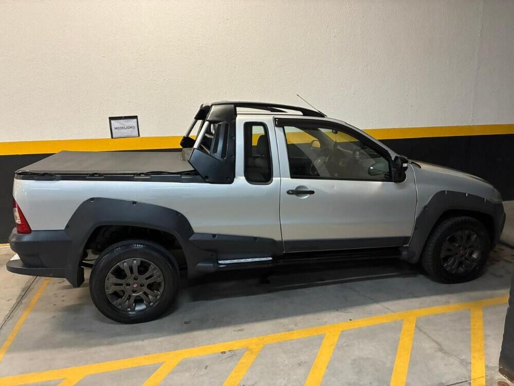 Fiat Strada Cab. Est. 1.8 Manual 09/10 Prata - 4828215 - Seminovos