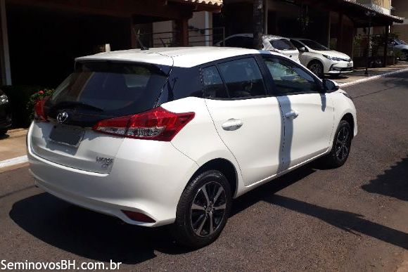 Toyota Yaris-Hatch Seminovos e Novos à Venda | Seminovos