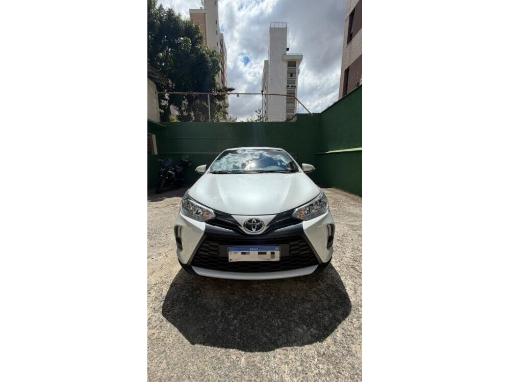 Toyota Yaris Hatch 1.5 Automático 24/25 - 4761646 - Belo Horizonte