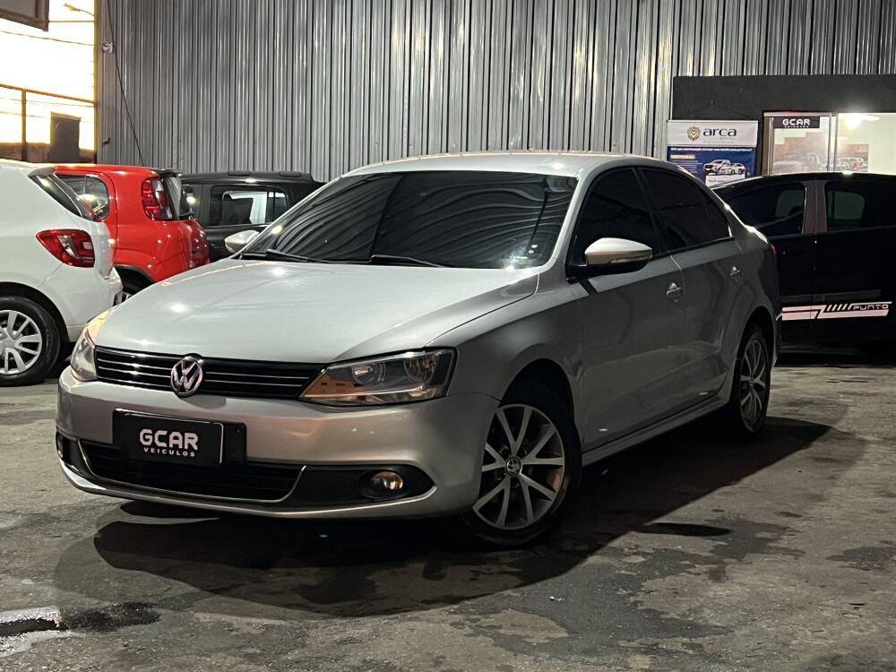 Volkswagen Jetta 2.0 Automático 12/12 Prata - 4562179 - Contagem